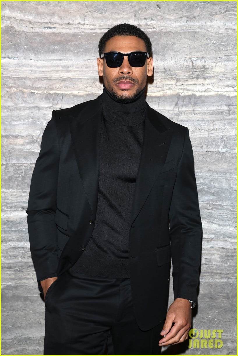 Callum Turner Joins Uma Thurman, Sam Claflin, & More Stars at Tom Ford ...