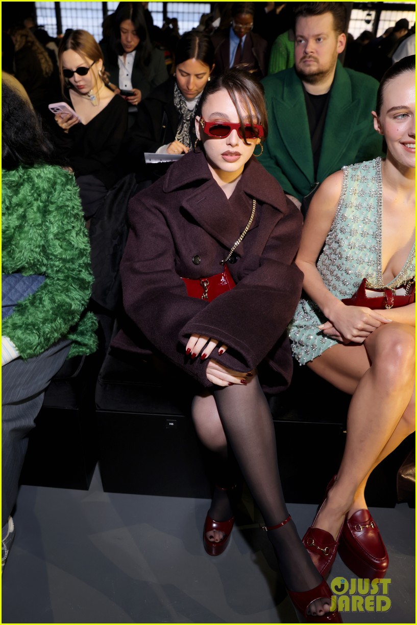 Salma Hayek Hangs Out with Solange Knowles, Mark Ronson, & More Stars ...