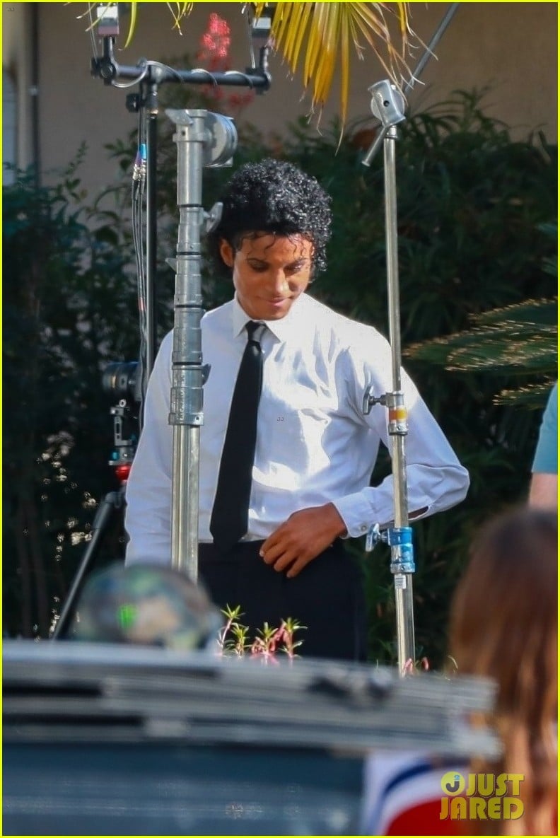 Jaafar Jackson Transforms Into Michael Jackson While Filming Biopic ...
