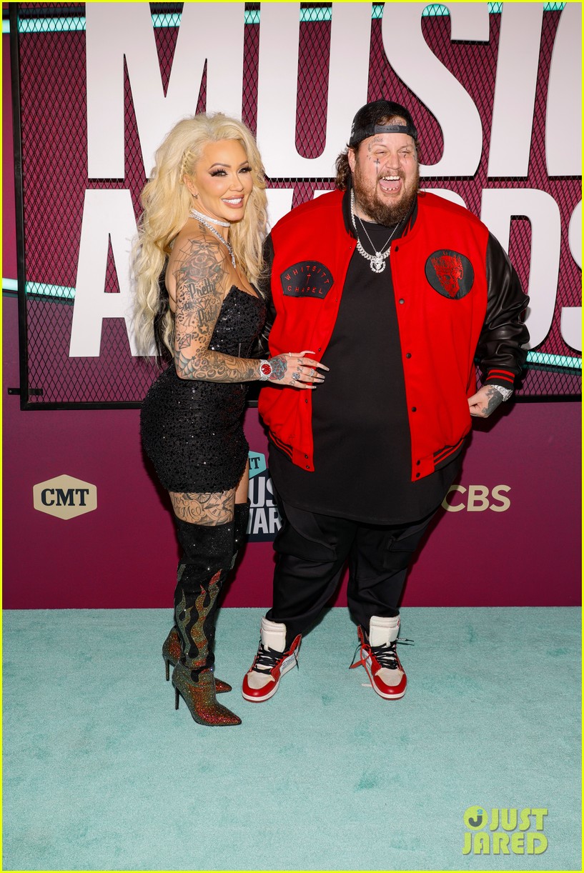 Jelly Roll's Real Name & Meaning Behind Stage Name Revealed! Plus, Meet ...