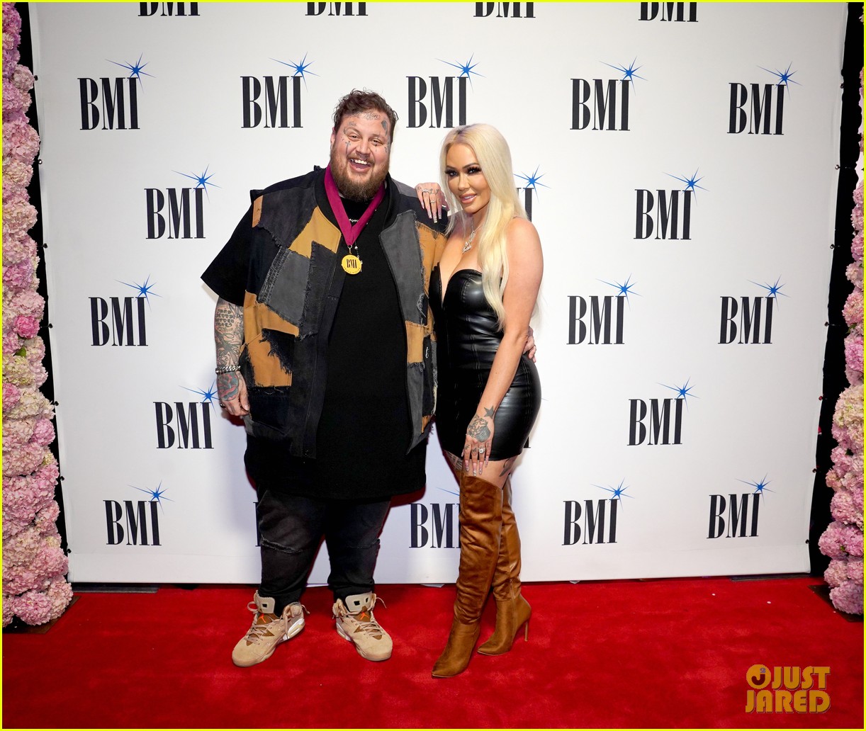 Jelly Roll's Real Name & Meaning Behind Stage Name Revealed! Plus, Meet ...