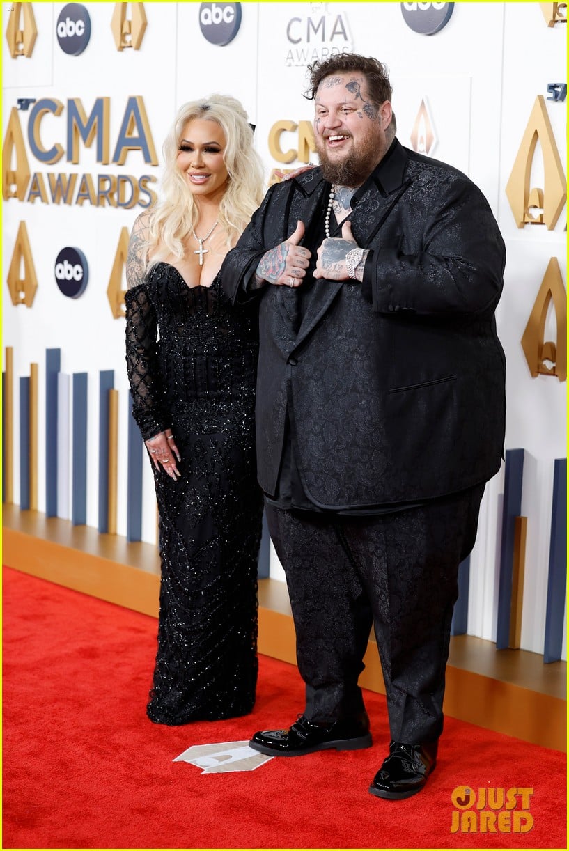 Jelly Roll's Real Name & Meaning Behind Stage Name Revealed! Plus, Meet ...