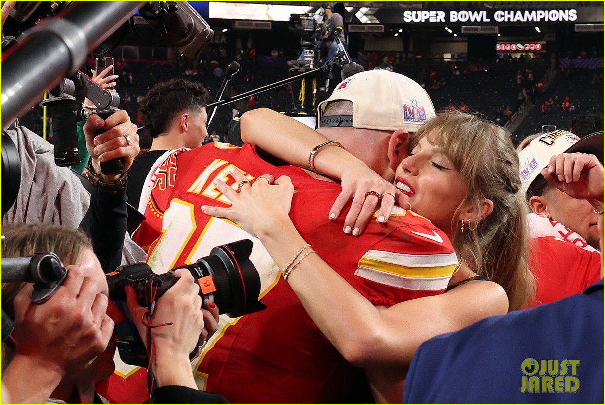 NFL Reveals Audio of Travis Kelce & Taylor Swift's Conversation After ...
