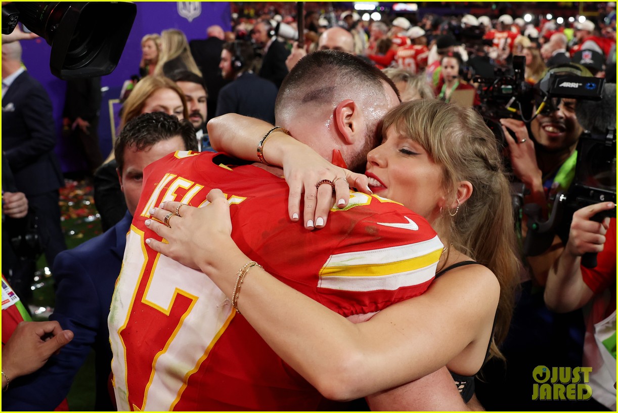 NFL Reveals Audio of Travis Kelce & Taylor Swift's Conversation After ...
