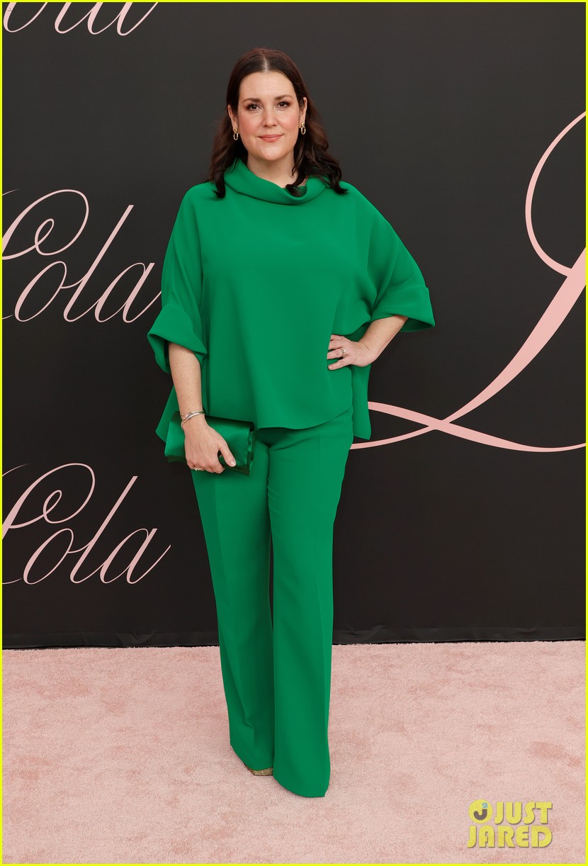 Nicola Peltz Gets Support From Husband Brooklyn Beckham, Selena Gomez ...