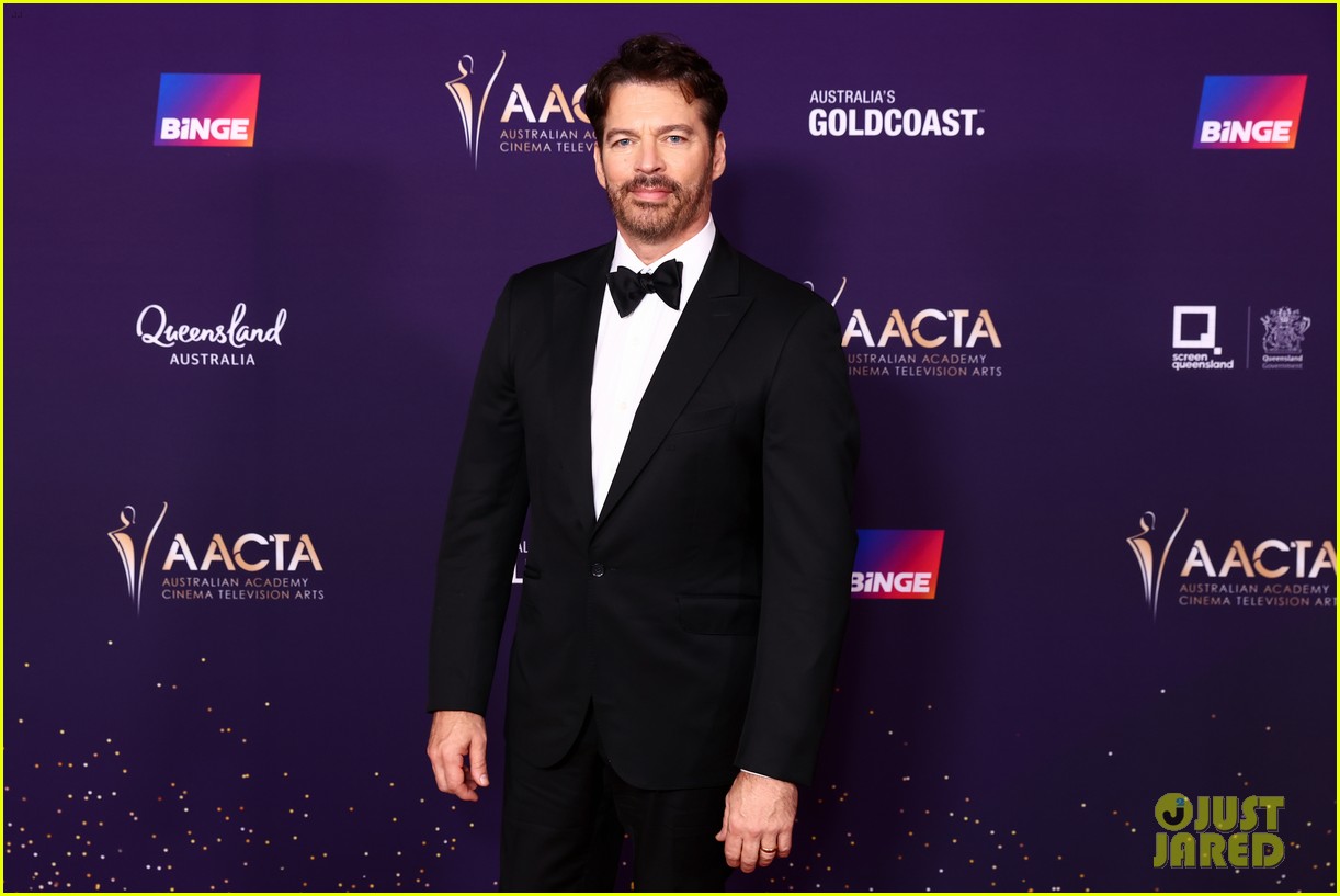 Margot Robbie Gets Support from Husband Tom Ackerley as She's Honored ...