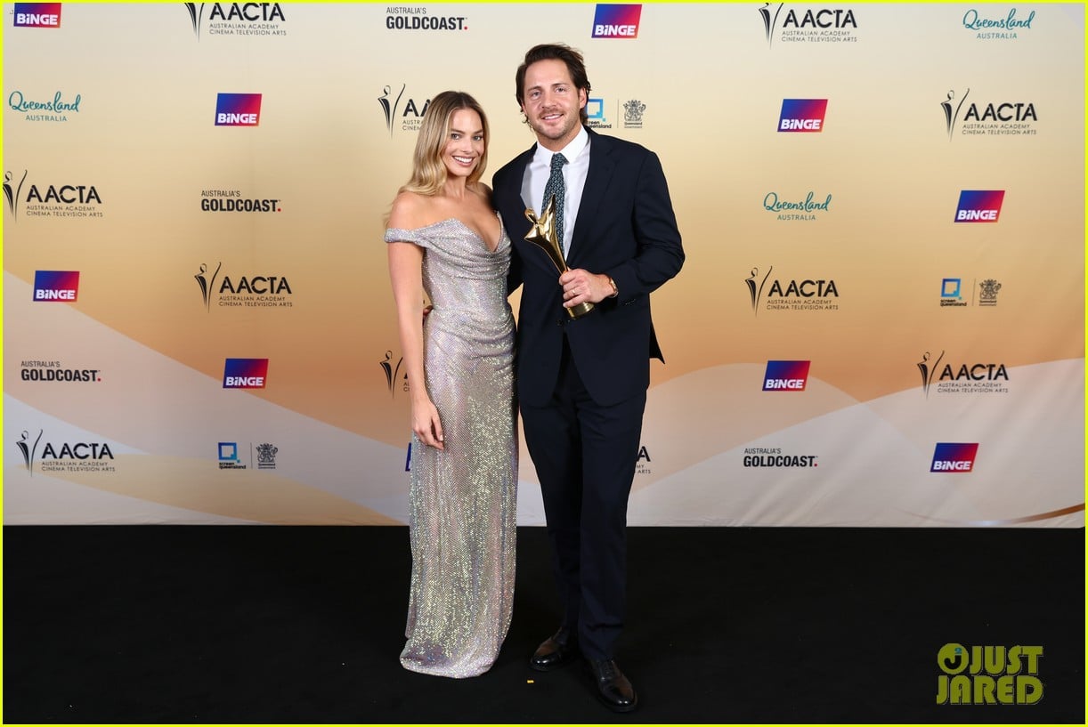 Margot Robbie Gets Support from Husband Tom Ackerley as She's Honored ...