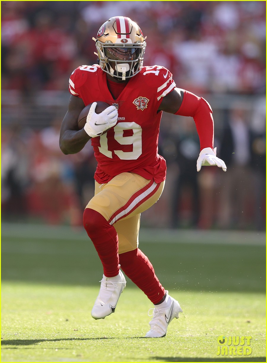 Who Is Deebo Samuel's Girlfriend? He's Dating Mahogany Jones (Photos ...