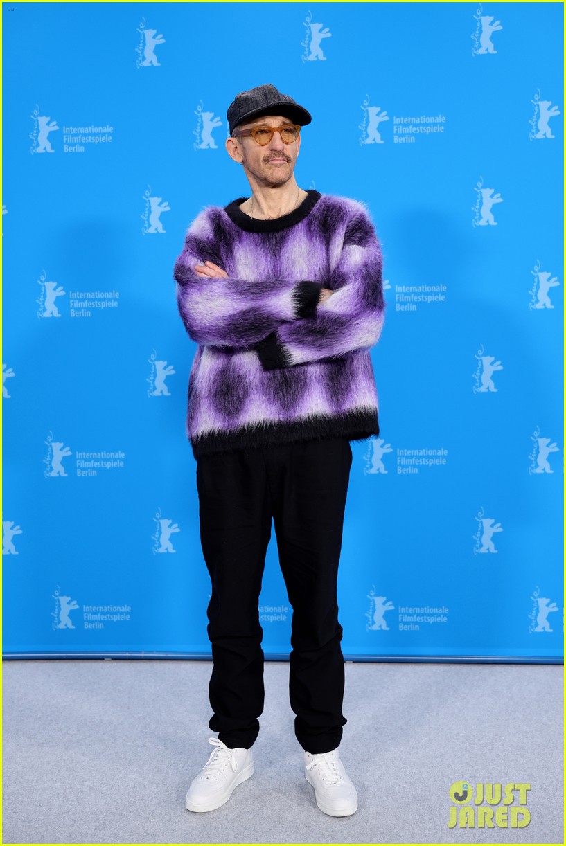 Carey Mulligan, Adam Sandler, & Paul Dano Premiere 'Spaceman' at ...