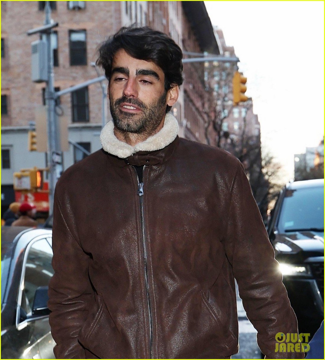 Abigail Spencer Debuts Relationship with Boyfriend Oscar Valls at New ...