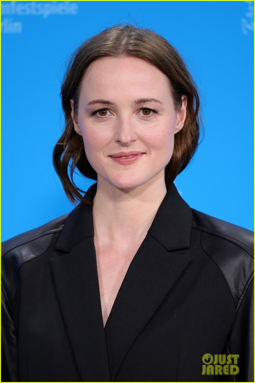 Sebastian Stan Responds to Journalist Calling His 'A Different Man ...