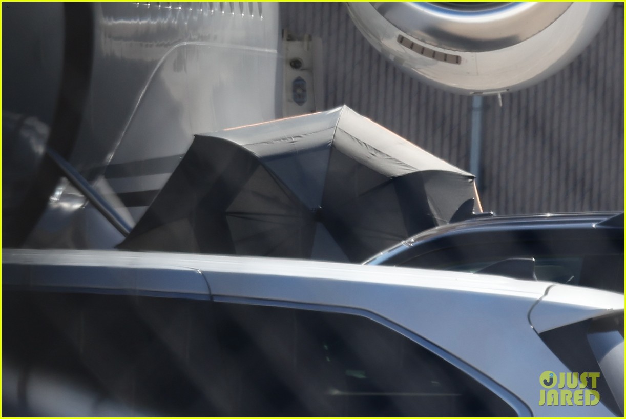 Taylor Swift, Blake Lively, & More Fly from Vegas to L.A. After Super ...