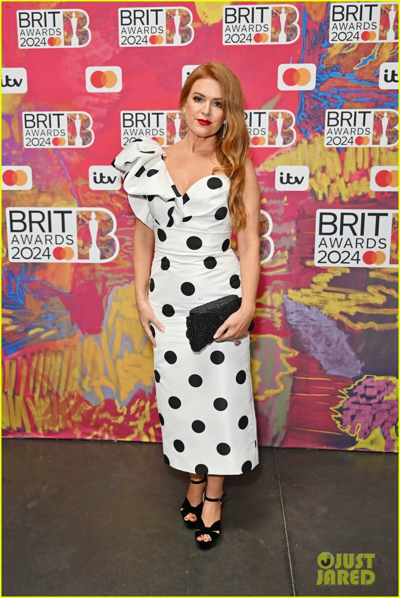 Dua Lipa Joins Ellie Goulding, Kylie Minogue & More at BRIT Awards 2024 ...