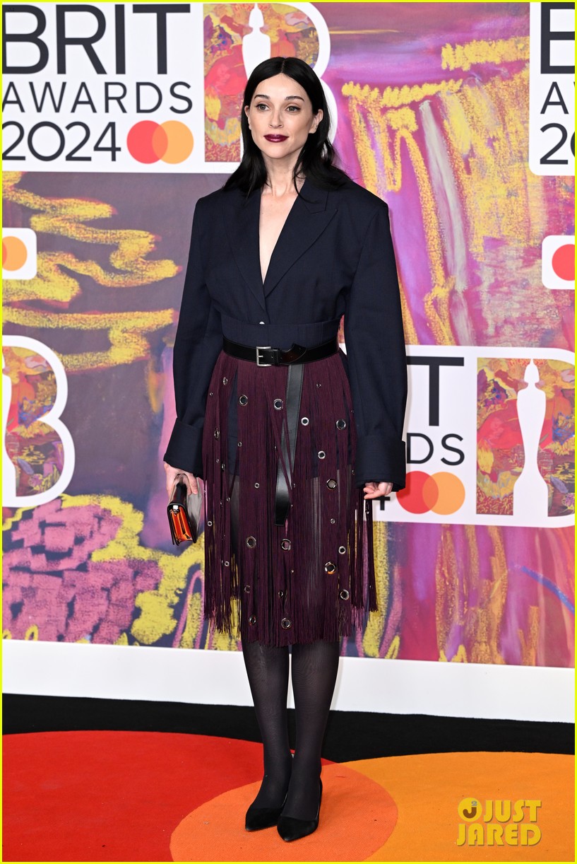 Dua Lipa Joins Ellie Goulding, Kylie Minogue & More at BRIT Awards 2024 ...