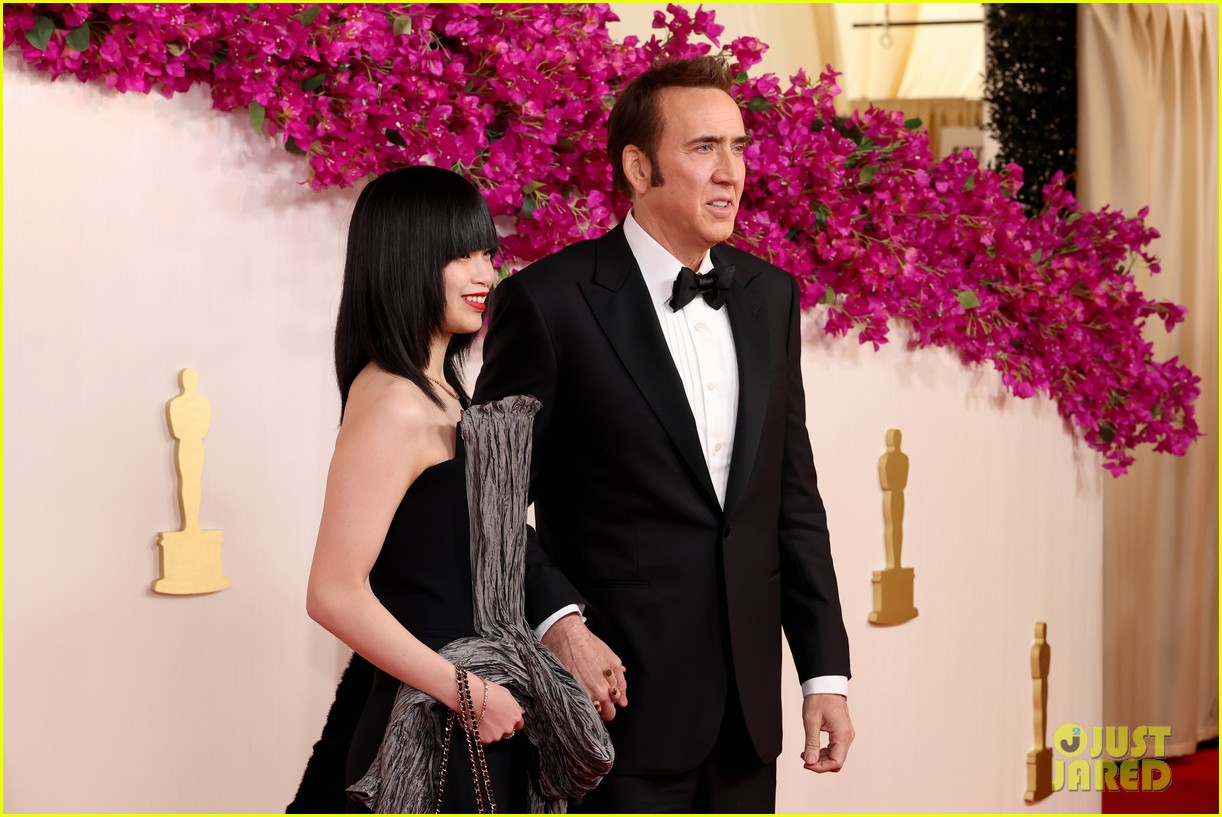 Nicolas Cage Holds Hands with Wife Riko Shibata at Oscars 2024: Photo ...