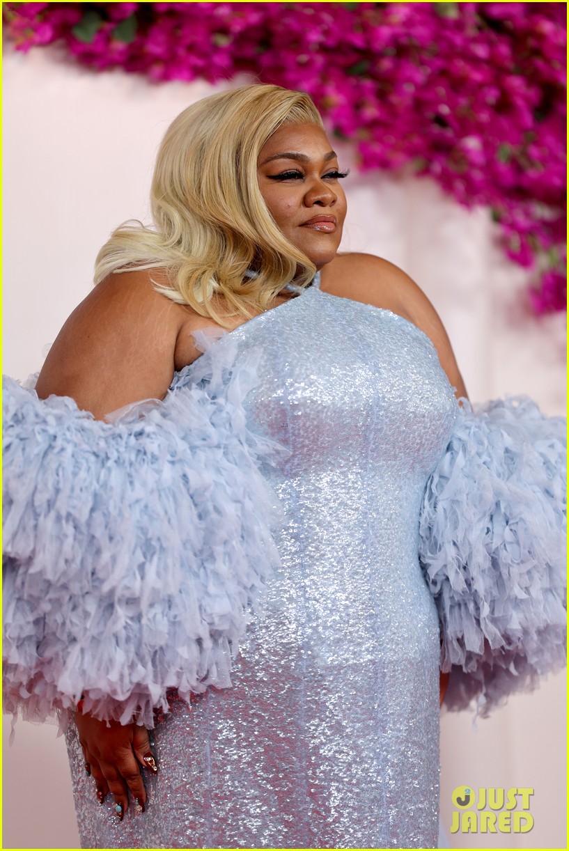Best Supporting Actress Nominee Da'Vine Joy Randolph Wows in Powder Blue at Oscars 2024: Photo ...