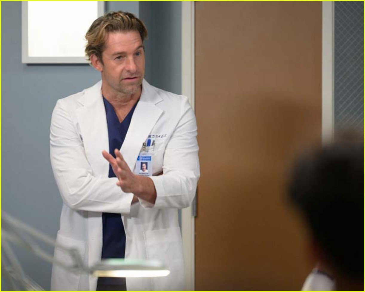 'Grey's Anatomy' Season 20 Trailer Teases Ellen Pompeo's Return ...