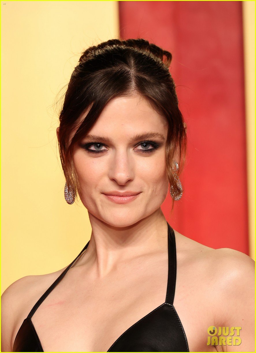 Meryl Streep's Daughters Mamie Gummer, Grace Gummer & Louisa Jacobson ...