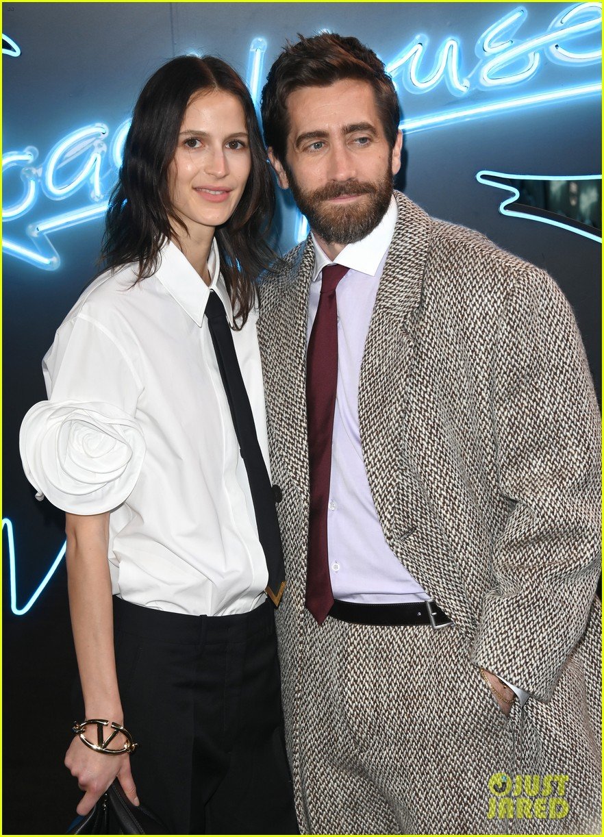 Jake Gyllenhaal & Girlfriend Jeanne Cadieu Look So in Love at 'Road ...