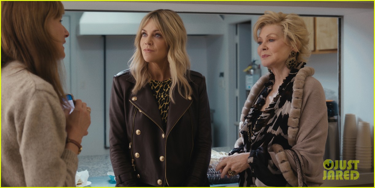 Jean Smart is Back as Deborah Vance in 'Hacks' Season 3 Teaser - Watch ...
