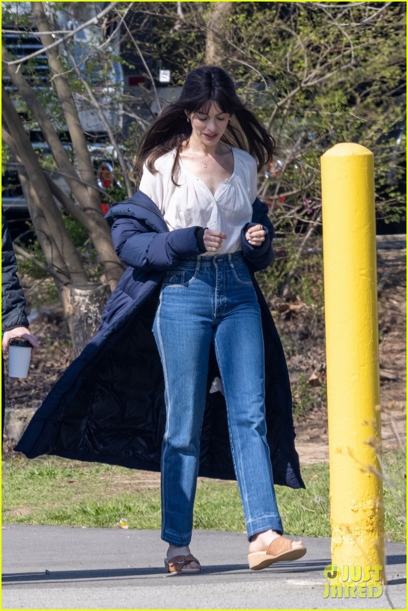 Anne Hathaway Films New Movie 'Flowervale Street' in Atlanta Following ...