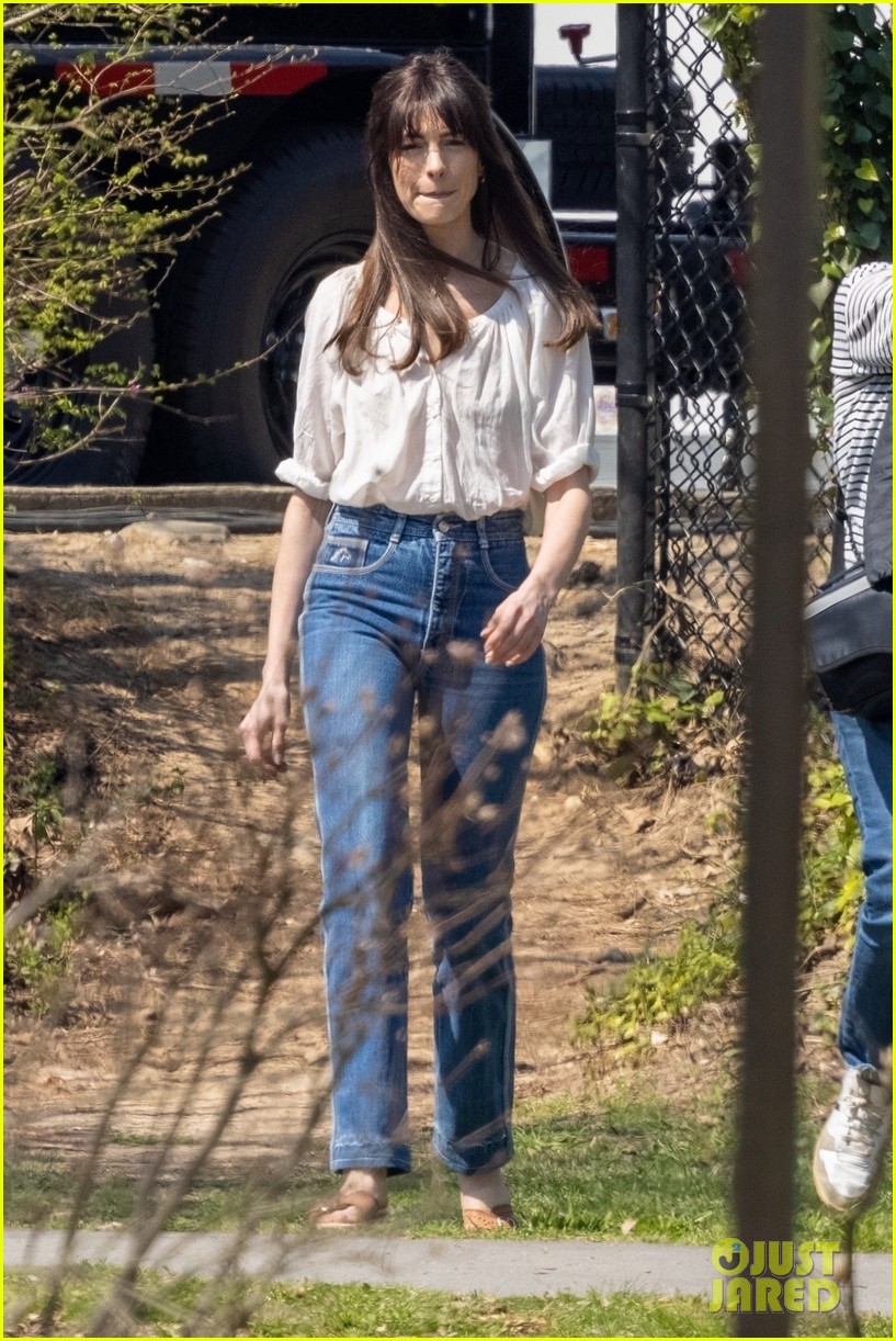 Anne Hathaway Films New Movie 'Flowervale Street' in Atlanta Following ...
