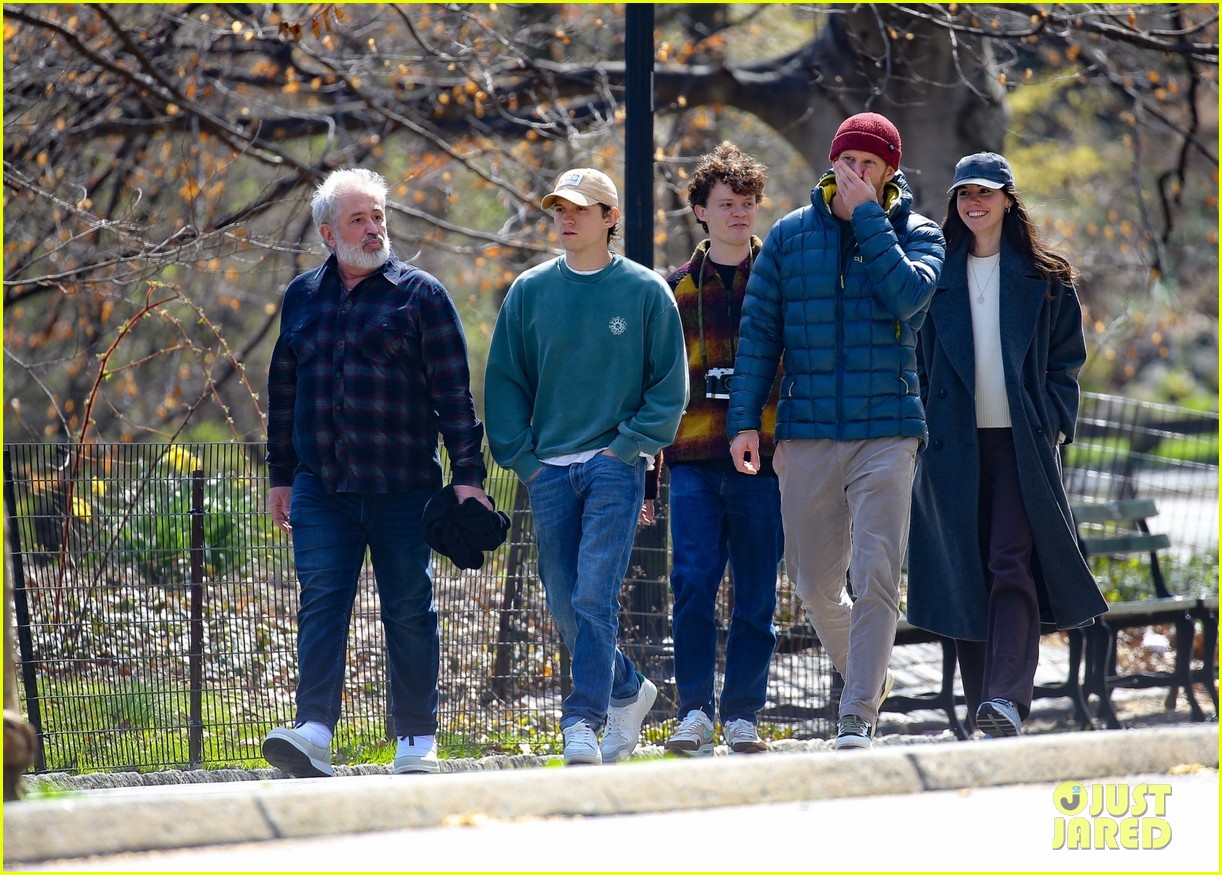 Tom Holland Enjoys Stroll Around Central Park in NYC with Brother Harry ...