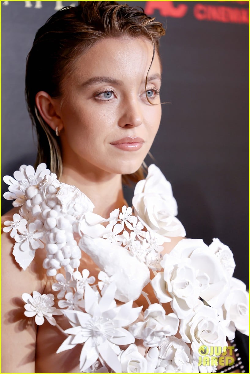 Sydney Sweeney Wears Elaborate Sculpted Top at 'Immaculate' Beyond Fest ...