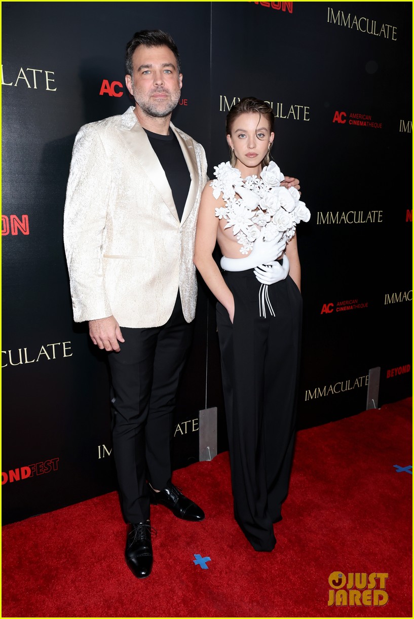 Sydney Sweeney Wears Elaborate Sculpted Top at 'Immaculate' Beyond Fest ...