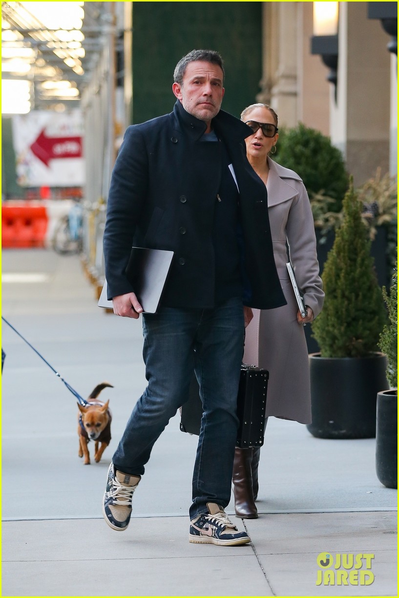 Jennifer Lopez & Ben Affleck Spotted in New York City During Spring ...