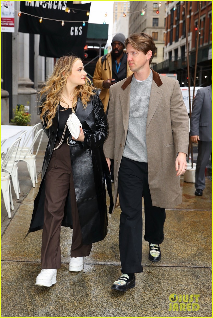 Joey King & Logan Lerman Go On Double Date with Their Partners in New ...