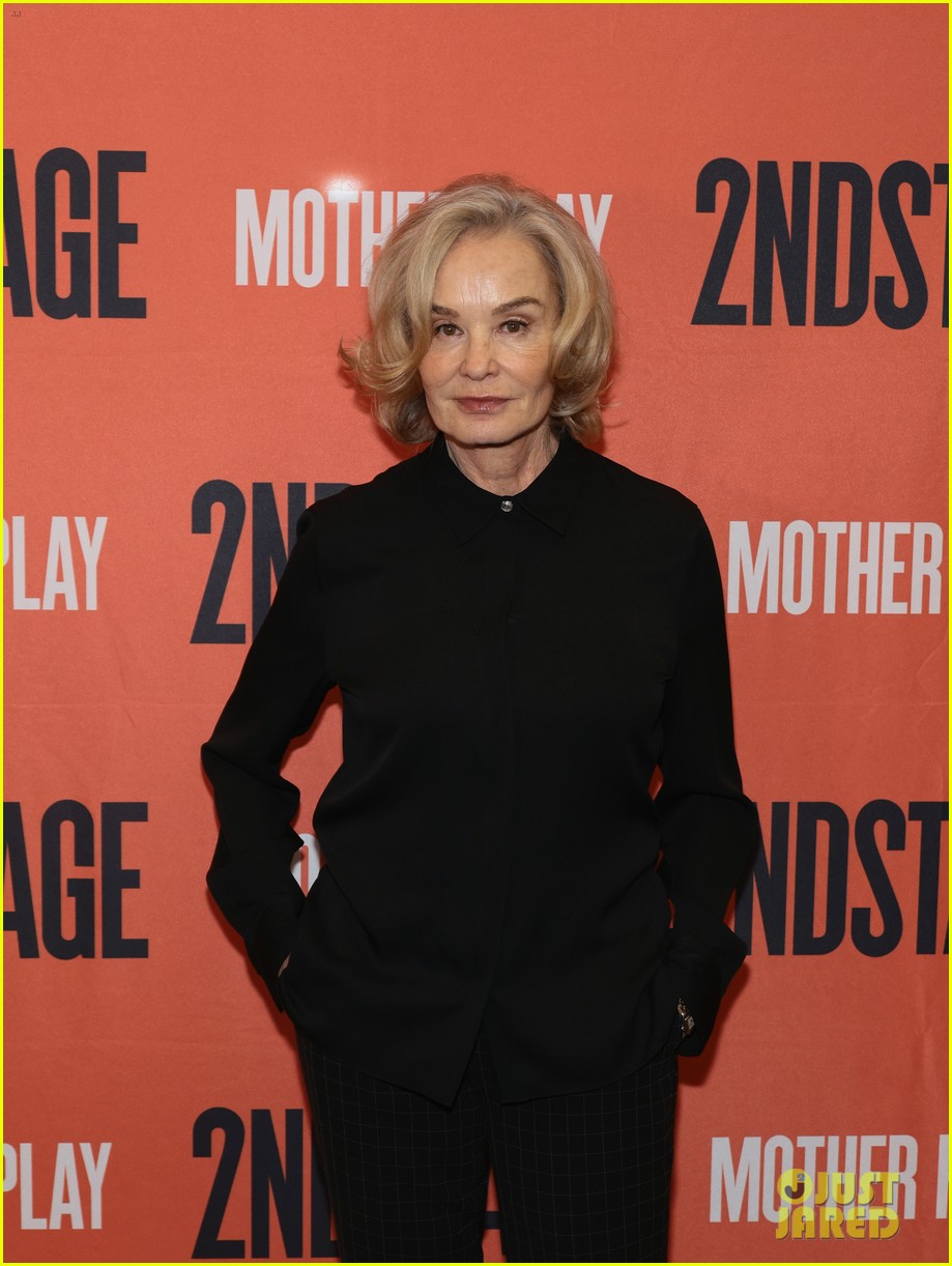 Jessica Lange & Co-Stars Jim Parsons & Celia Keenan-Bolger Promote ...