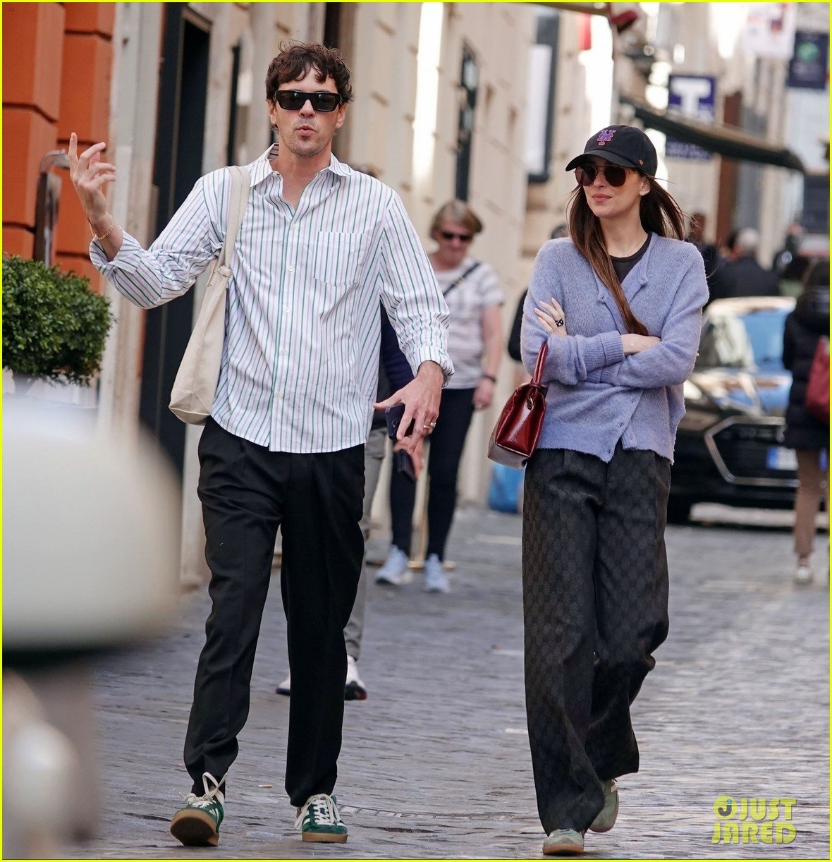 Dakota Johnson & Close Friend Blake Lee Go Sightseeing in Rome: Photo ...