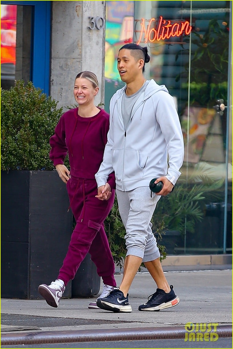Ariana Madix Holds Hands with Boyfriend Daniel Wai During Day Out in ...