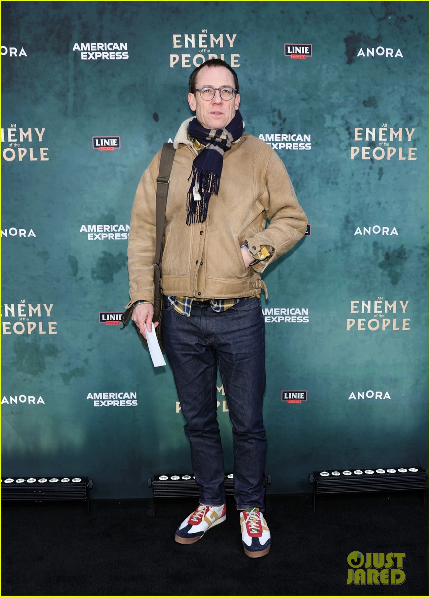 Rachel McAdams, Adam Driver, & More Support Jeremy Strong at Opening of ...