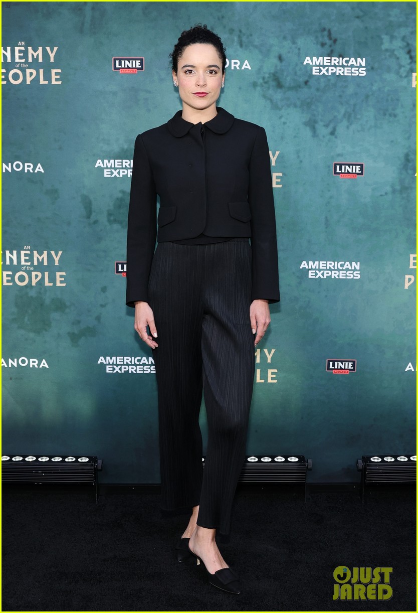 Rachel McAdams, Adam Driver, & More Support Jeremy Strong at Opening of ...