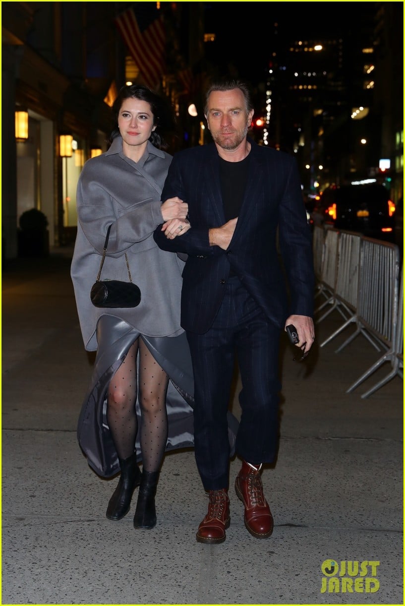 Ewan McGregor & Mary Elizabeth Winstead Step Out in NYC Before 'Jimmy ...
