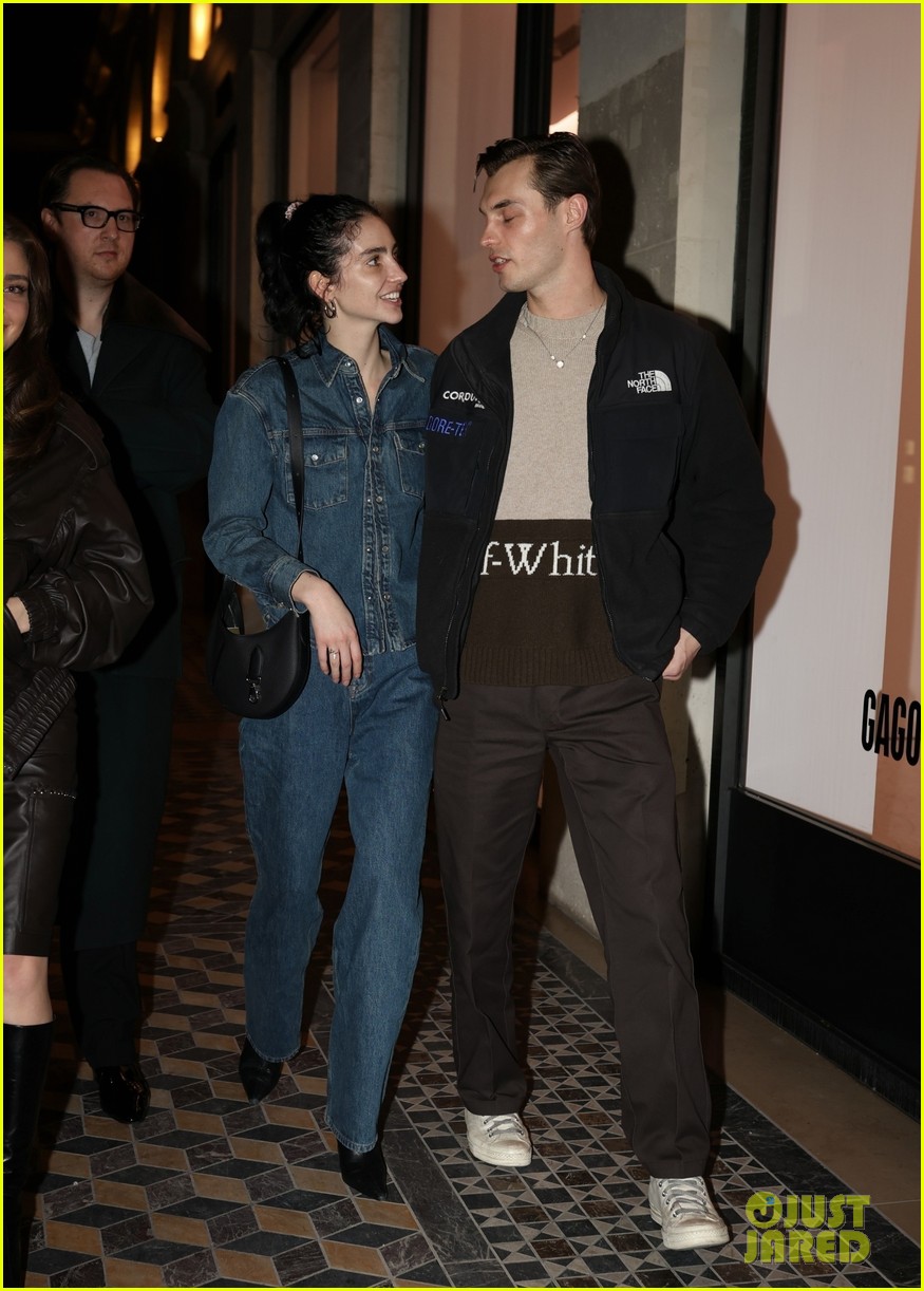 Meadow Walker Gets Close with Model Kit Butler in Paris After Recently ...