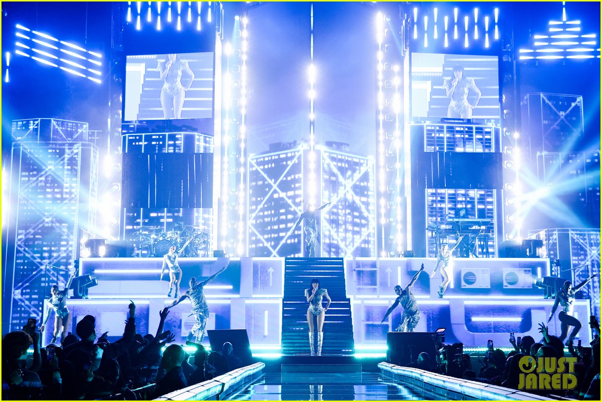 Nicki Minaj 2024 Tour Photos Revealed - See Her 'Pink Friday 2' Tour ...