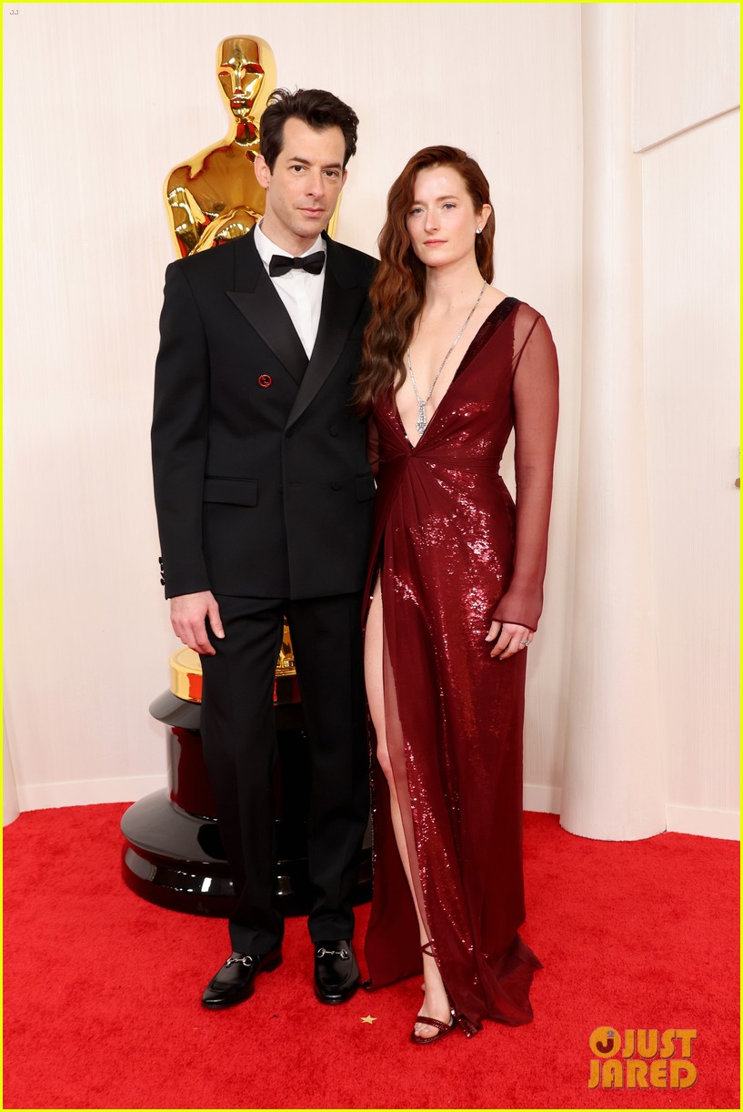 Mark Ronson & Wife Grace Gummer Get Ready to Celebrate 'Barbie' at Oscars 2024: Photo 5022149 ...