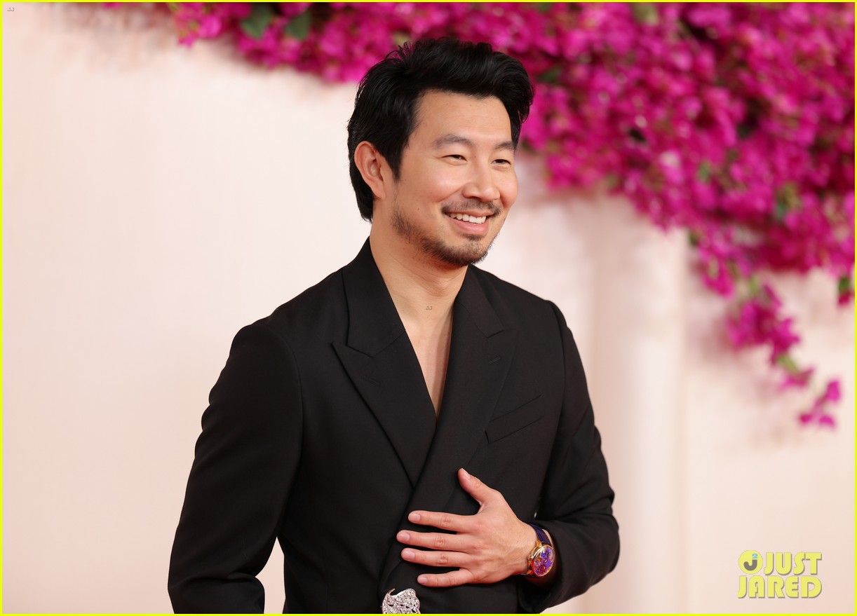 'Barbie' Stars Kingsley Ben-Adir & Simu Liu Hit the Carpet In All Black ...