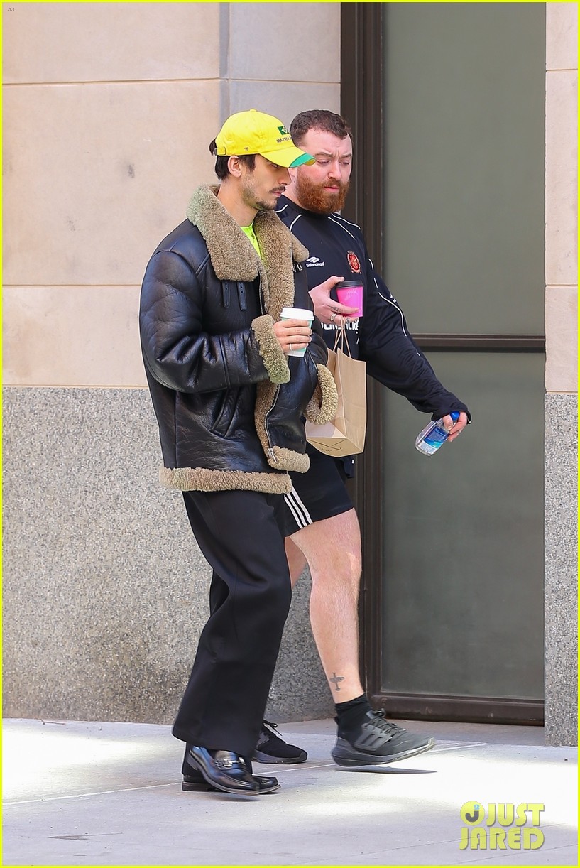 Sam Smith & Boyfriend Christian Cowan Cozy Up During NYC Outing: Photo ...