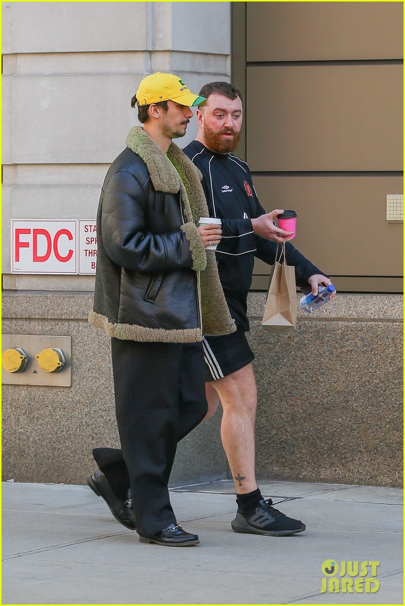 Sam Smith & Boyfriend Christian Cowan Cozy Up During NYC Outing: Photo ...