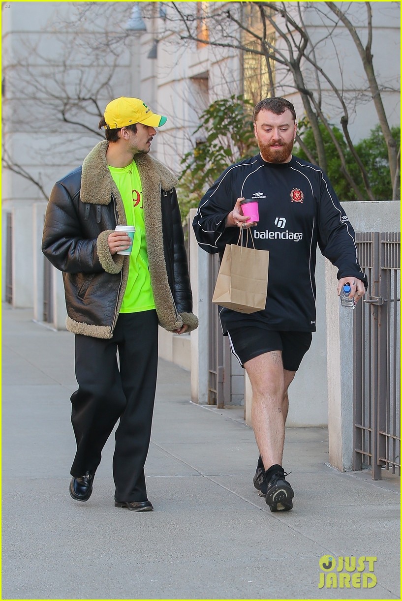 Sam Smith & Boyfriend Christian Cowan Cozy Up During NYC Outing: Photo ...