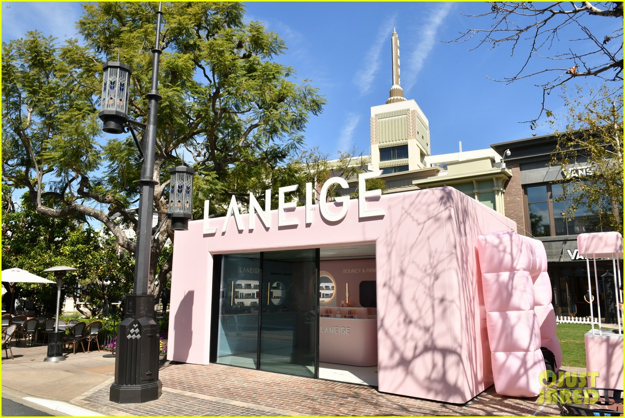 Sydney Sweeney Wears Pink Jumpsuit for Laneige Pop-Up Event in L.A ...