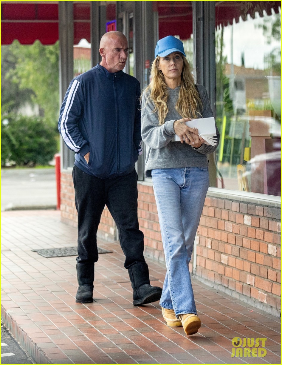 Tish Cyrus & Husband Dominic Purcell Run Errands Amid Feud Rumors With ...