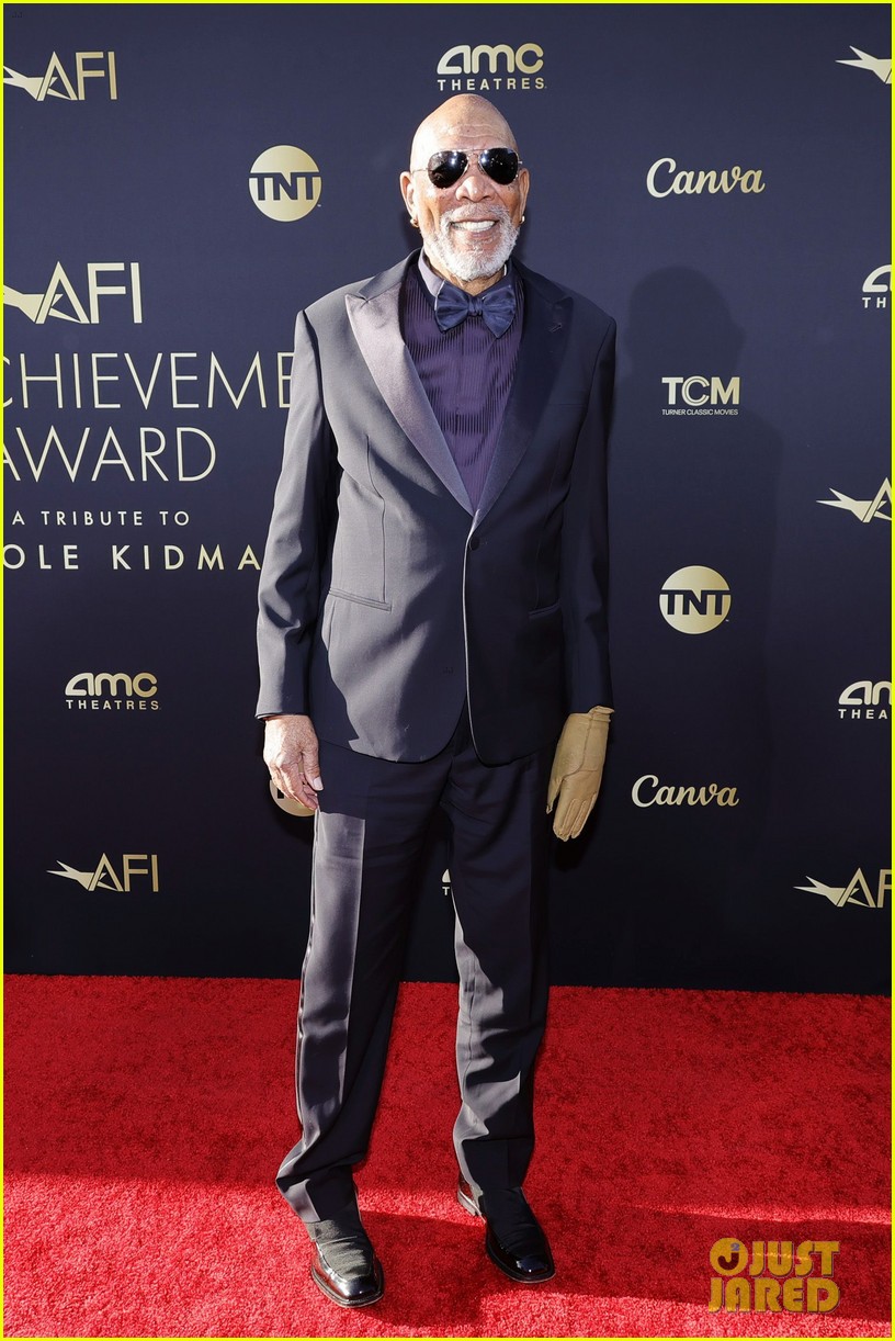 Reese Witherspoon & More Stars Honor Nicole Kidman at AFI Lifetime ...