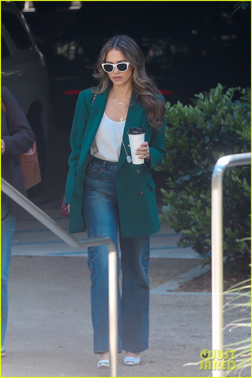 Jessica Alba Steps Down from Leadership Role at The Honest Company ...