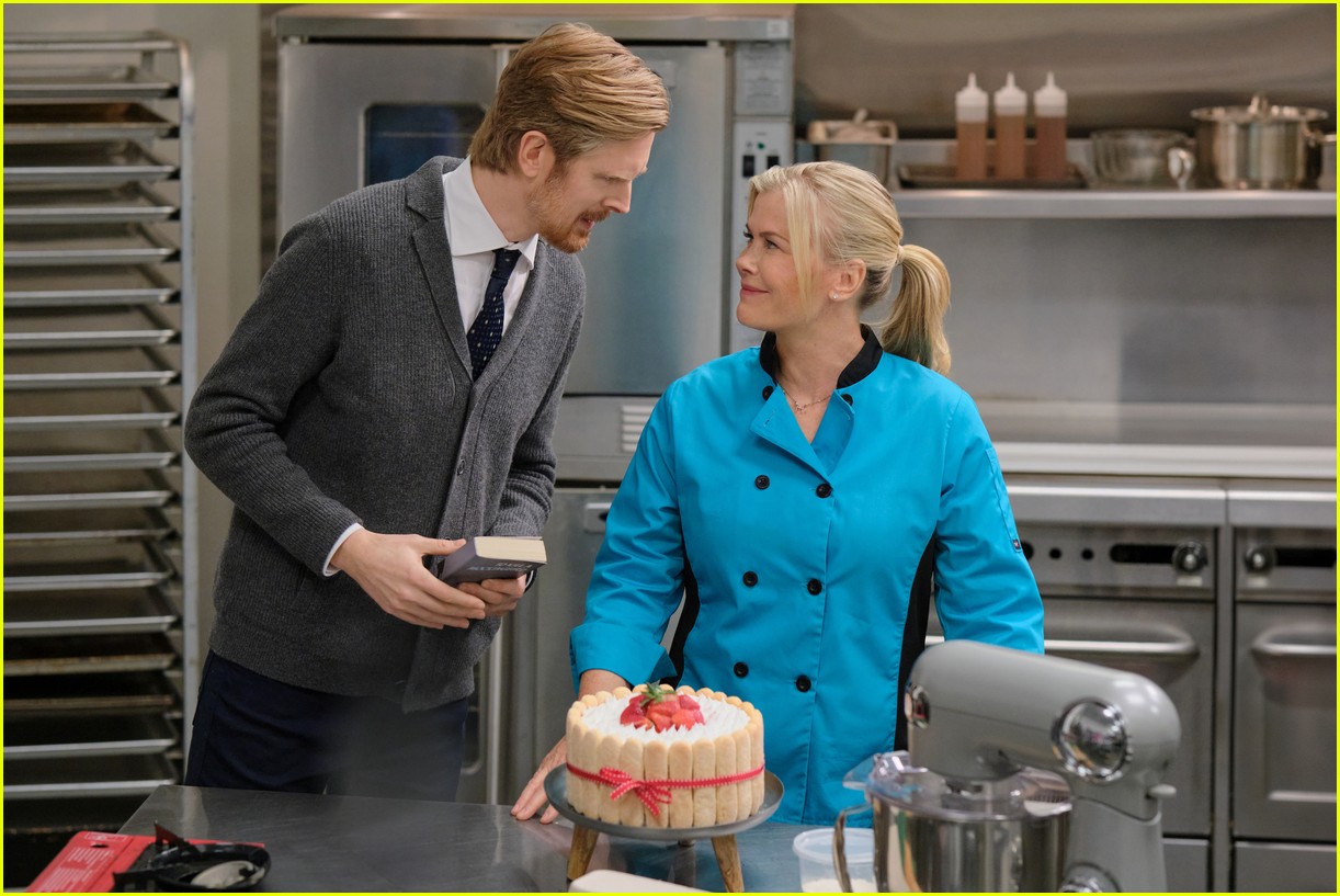 'One Bad Apple: A Hannah Swensen Mystery' - 2 Big Hallmark Stars ...