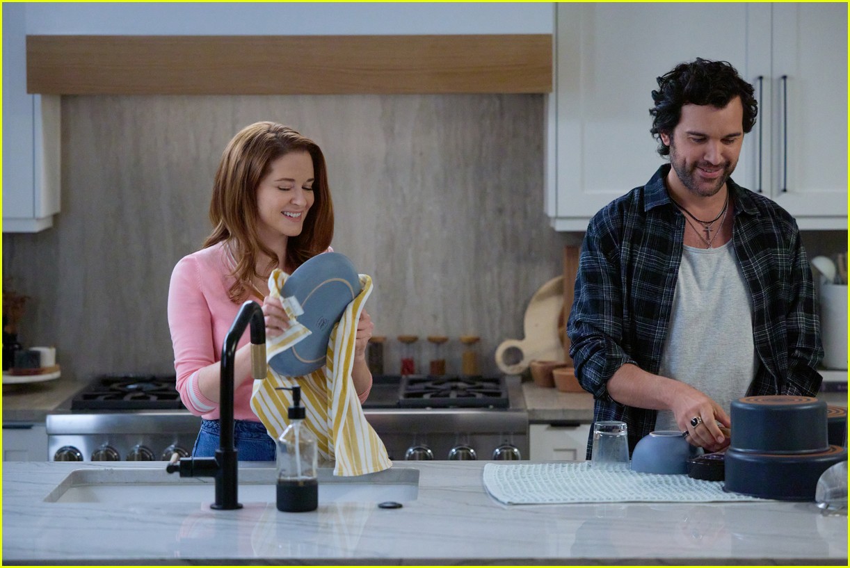 Hallmark Channel's 'Branching Out' - 'Grey's Anatomy' & 'Fuller House ...